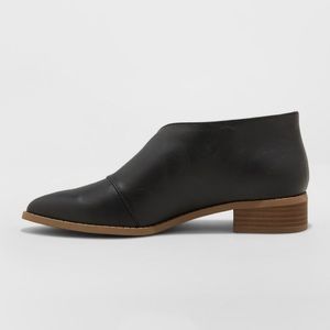 Universal Thread | Shoes | Universal Thread Wenda Cut Out Ankle Boots ...